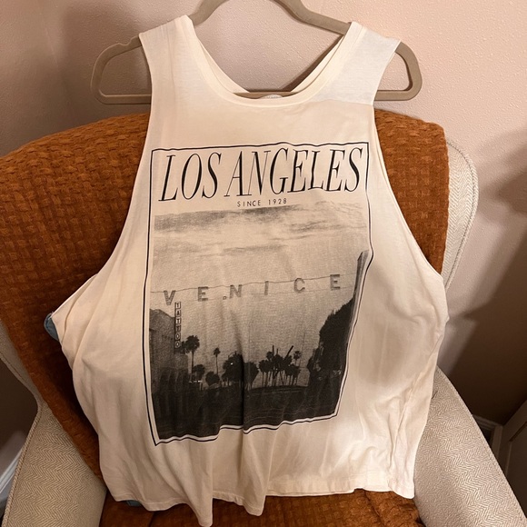 Forever 21 | Tops | Los Angeles Tank | Poshmark